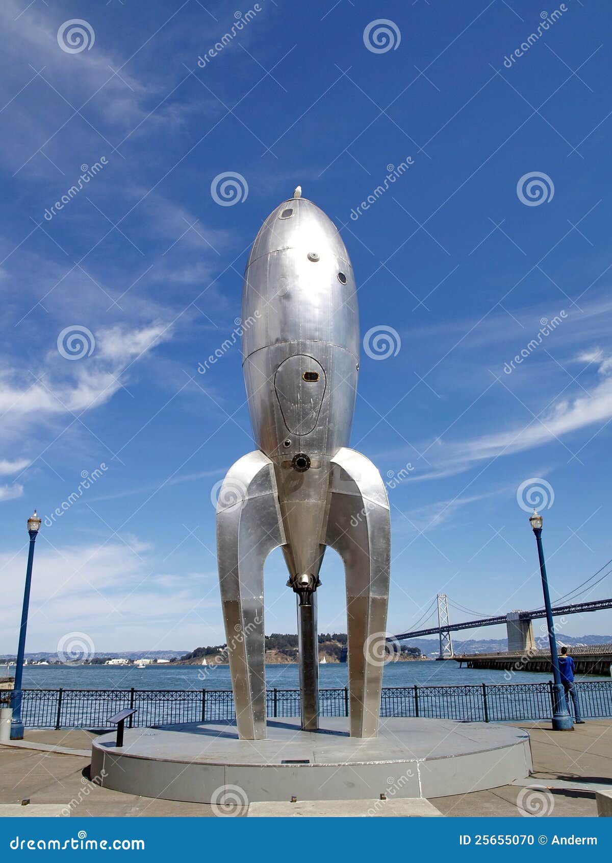Raygun Gothic Rocketship editorial image. Image of water - 25655070
