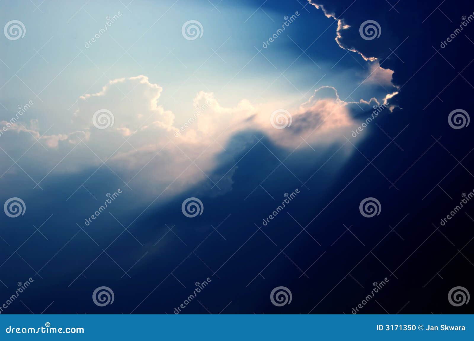 Rayo de la luz foto de archivo. Imagen de extracto, cubo - 3171350