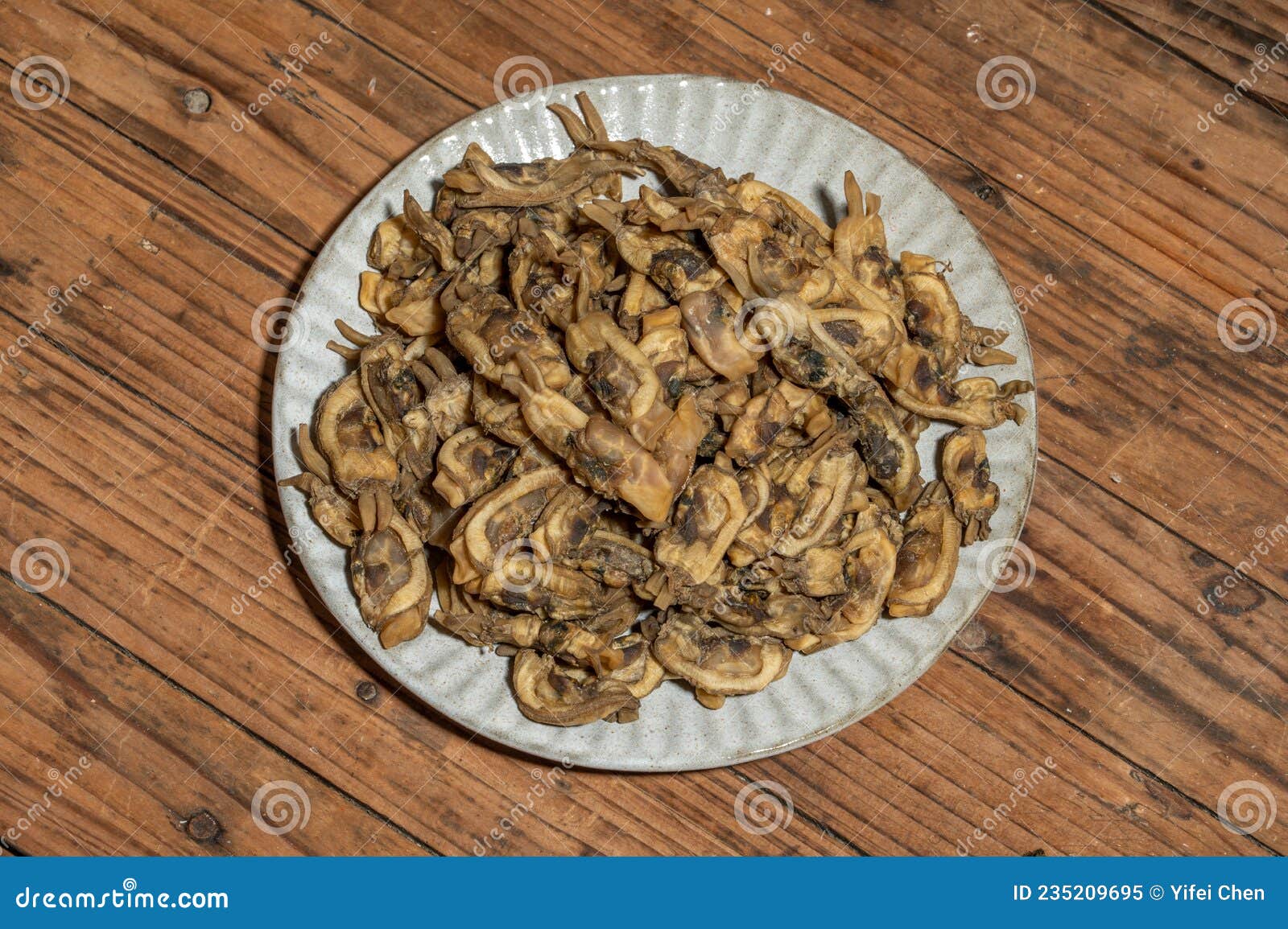 The Razor Clams in the Dishes are Dried on the Wood Grain Table Stock ...