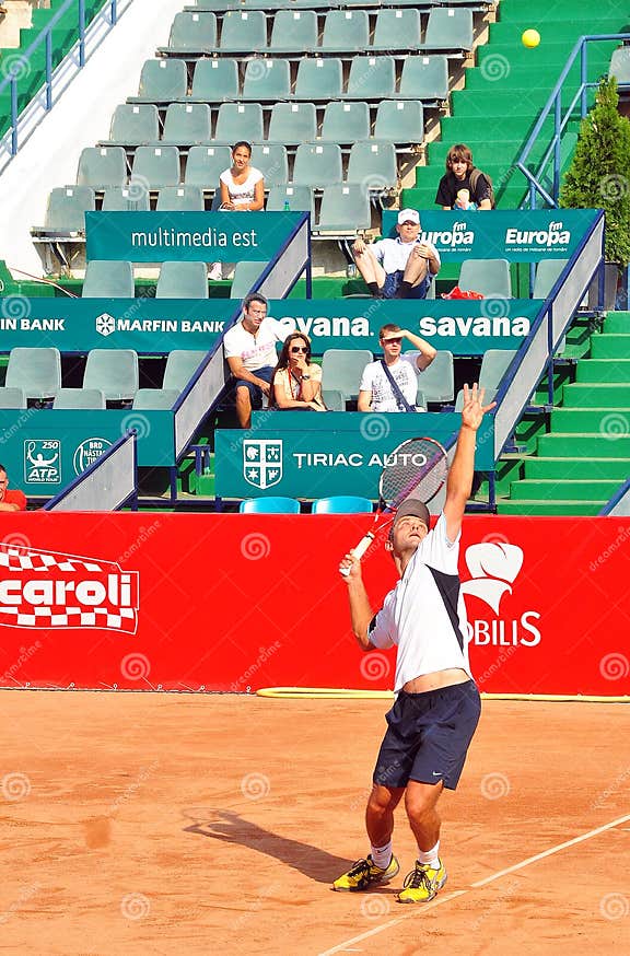 Razvan Sabau editorial photo. Image of trophy, sportiv - 21246951