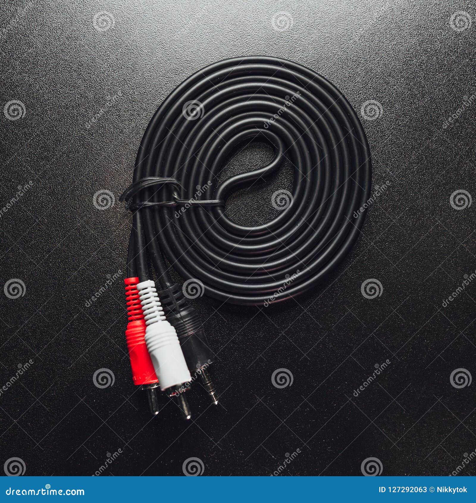RCA mini jack audio cable editorial stock photo. Image of sound - 127292063