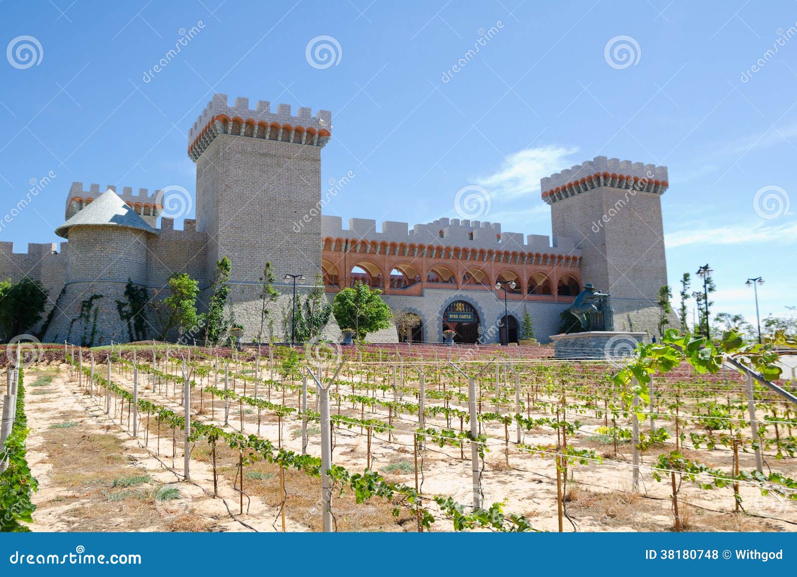 RD Wine Castle, Mui Ne, Vietnam Editorial Stock Photo - Image of resort ...