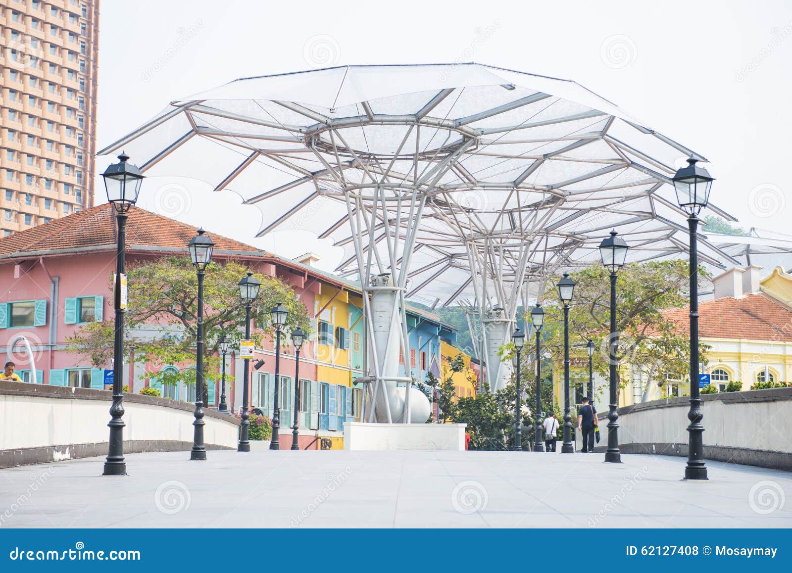 Read Bridge , Bridge To Clarke Quay in Singapore Editorial Stock Photo ...