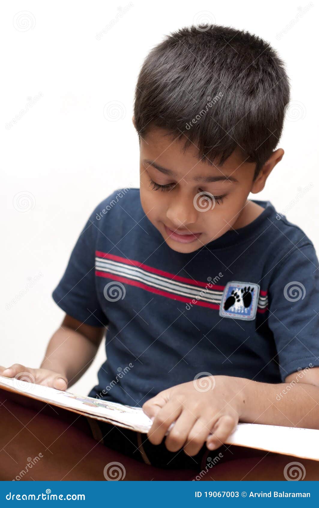 Reading stock image. Image of people, artwork, knowledge - 19067003