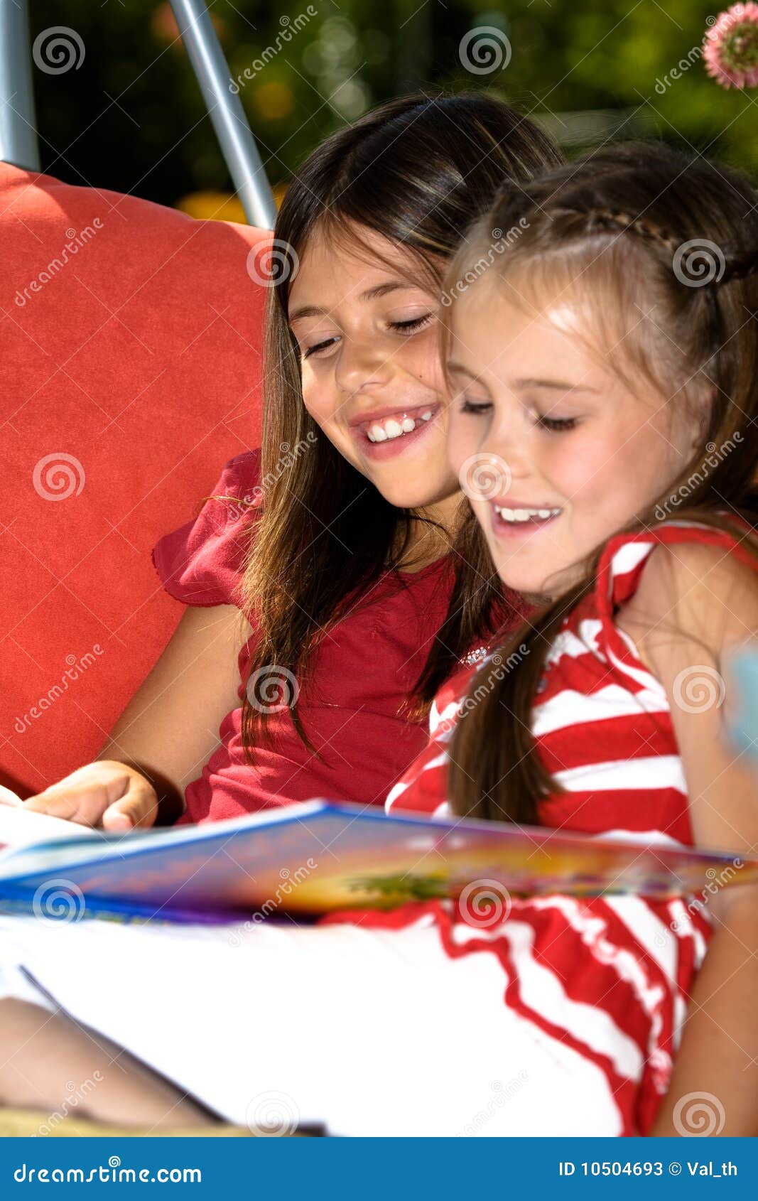 Reading in garden stock image. Image of leisure, garden - 10504693