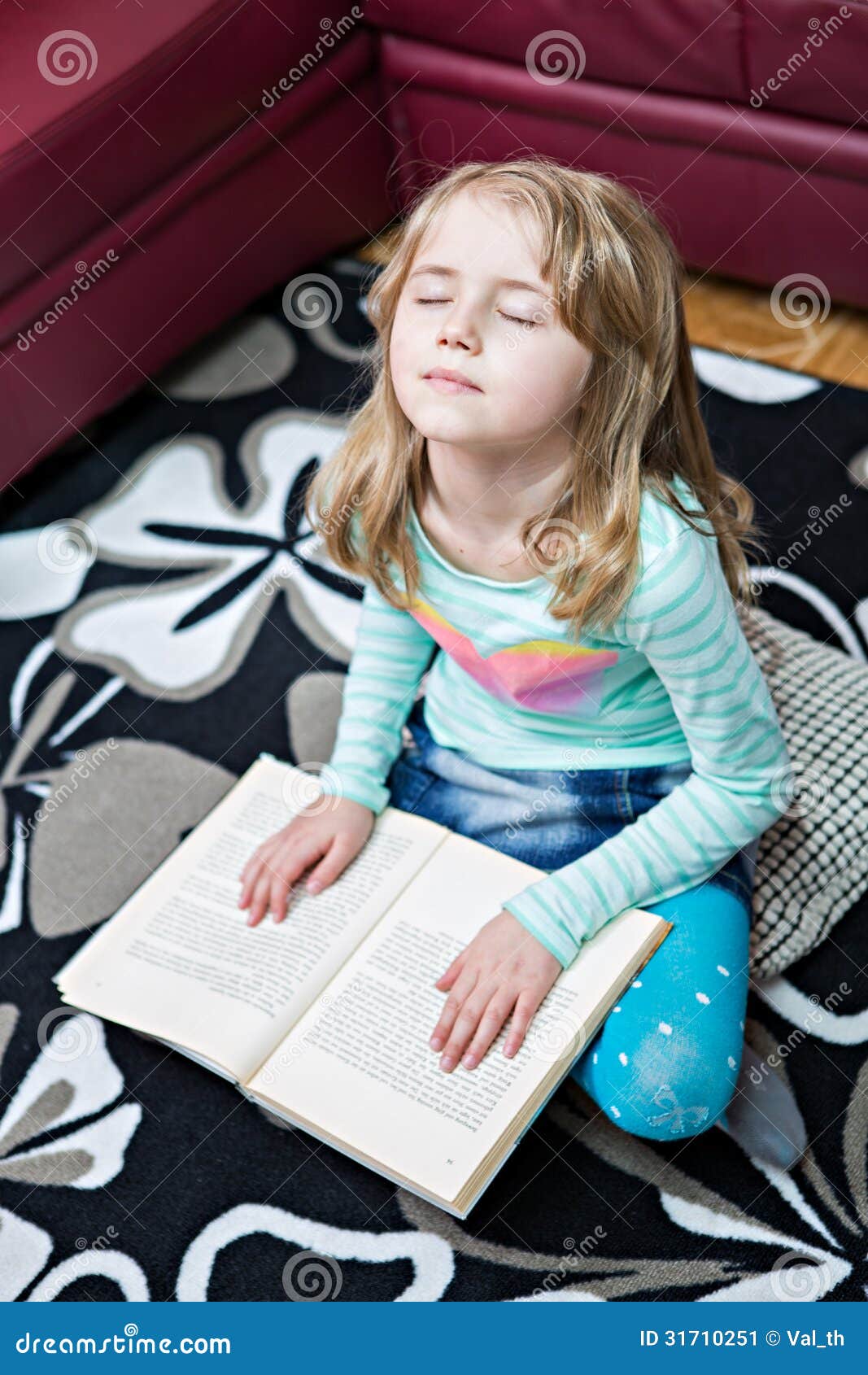 Reading girl stock image. Image of girl, indoor, young - 31710251