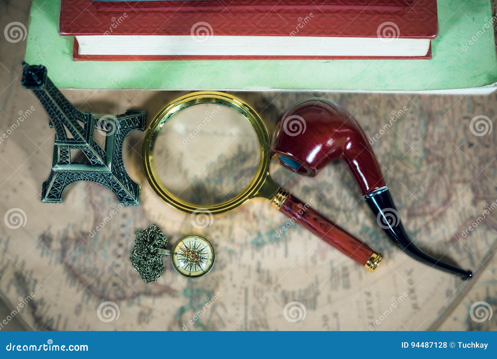 Reading Magnifying Glass Map, Vintage Compass Stock Photo - Image of ...