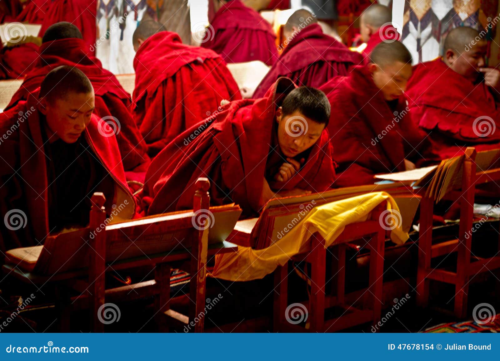 Reading Monks of Drepung Monastery Lhasa Tibet Editorial Stock Image ...
