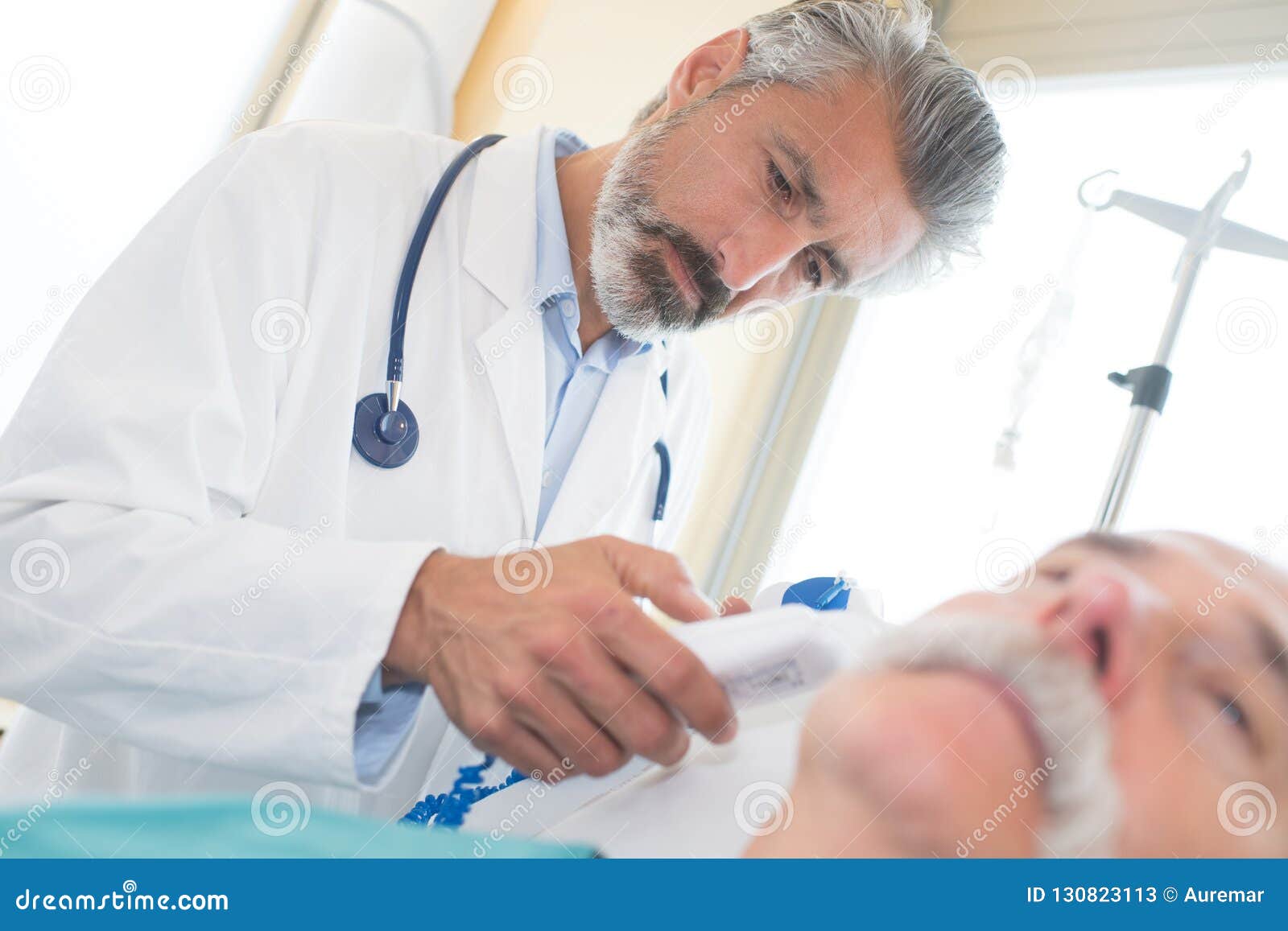 Reading the Patient`s Temperature Stock Image - Image of inspection ...