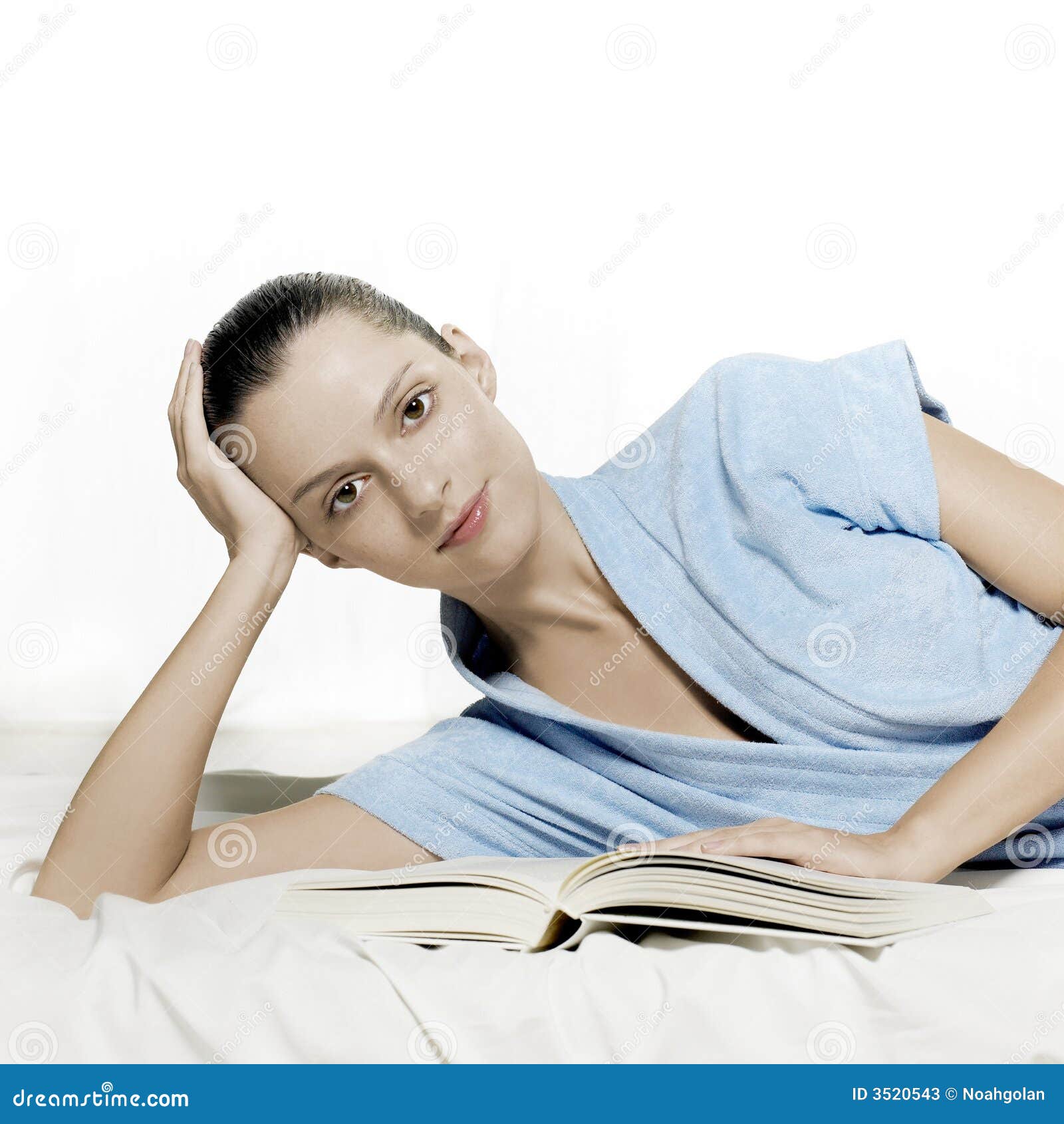 Reading relaxed woman stock image. Image of beauty, woman - 3520543