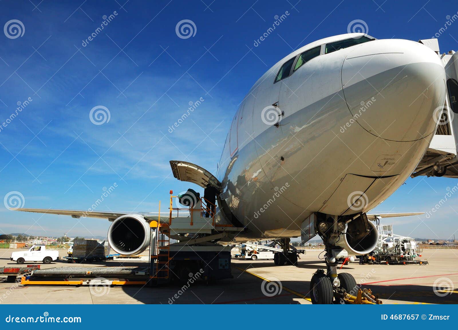 Ready Passenger Plane of Lift-off Stock Image - Image of modern, supply ...