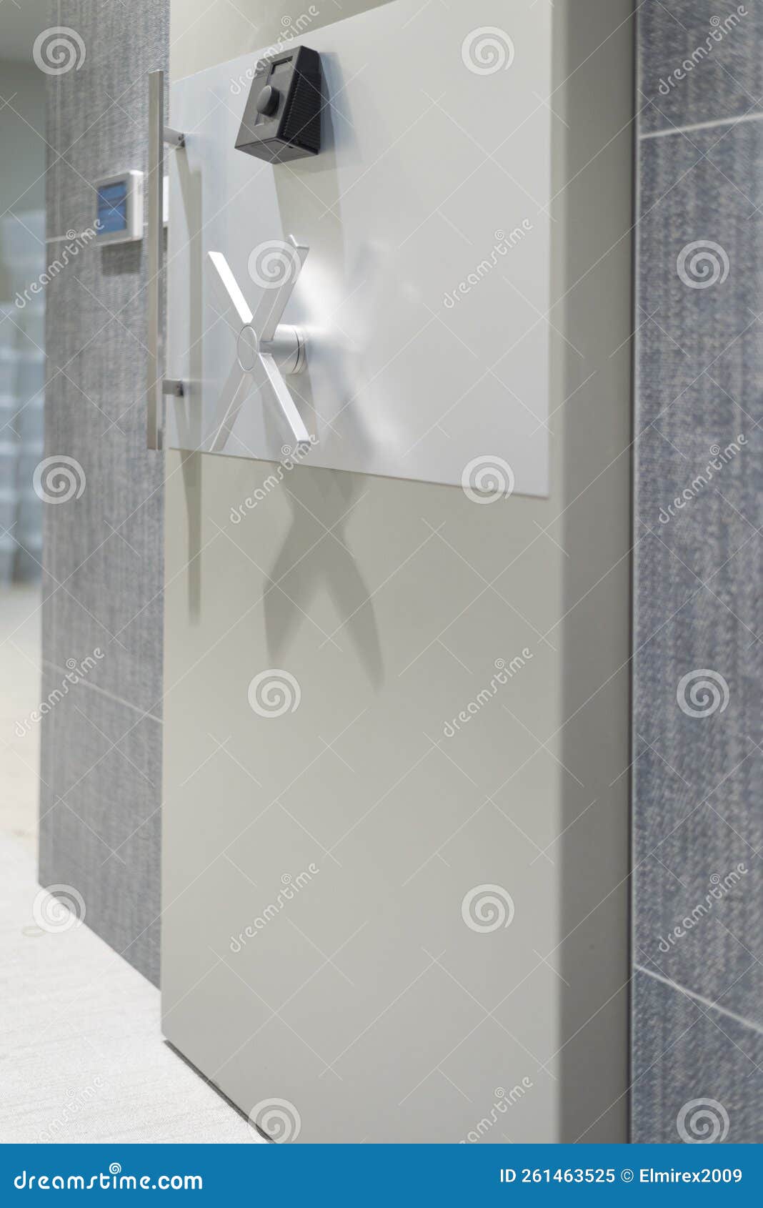 Real Bank Vault Door. Closed Safe in Bank Stock Image - Image of closed ...