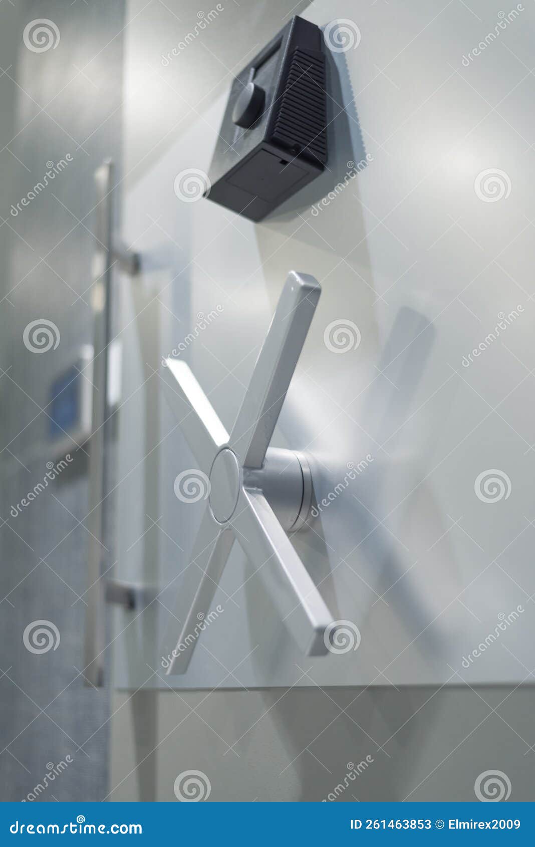 Real Bank Vault Door. Closed Safe in Bank Stock Image - Image of money ...