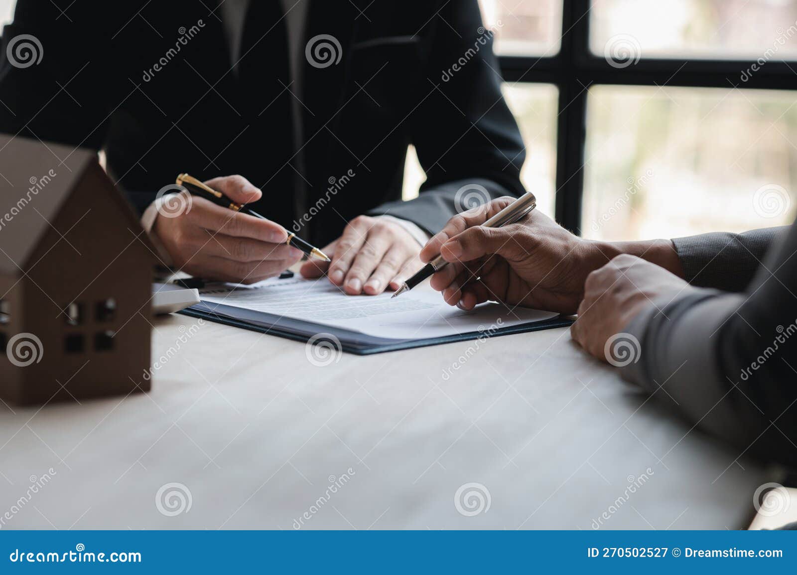 Real Estate Agents Explain Models of Housing Estates in Projects To ...