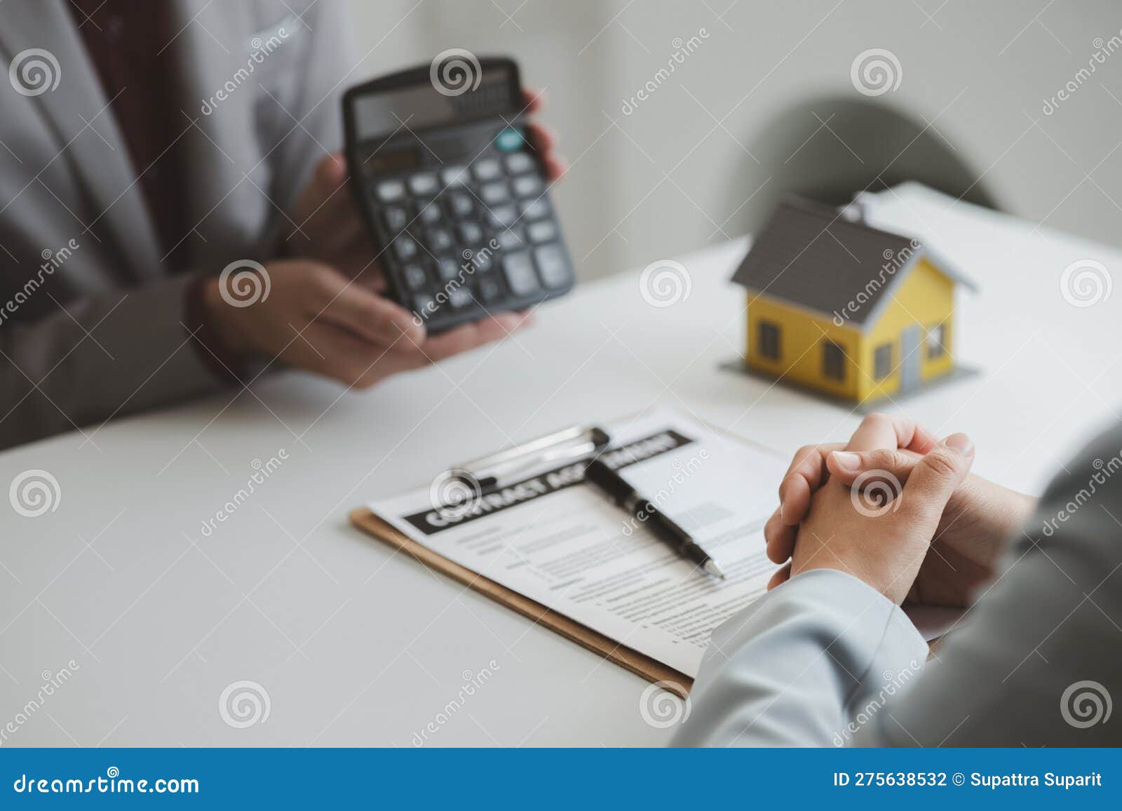 Real Estate Agents Explain Models of Housing Estates in Projects To ...