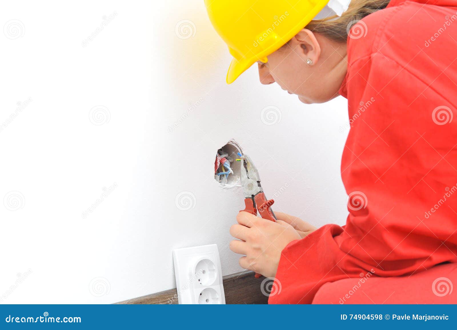 Real Female Electrician Fixing Electricity Problem Stock Photo - Image ...