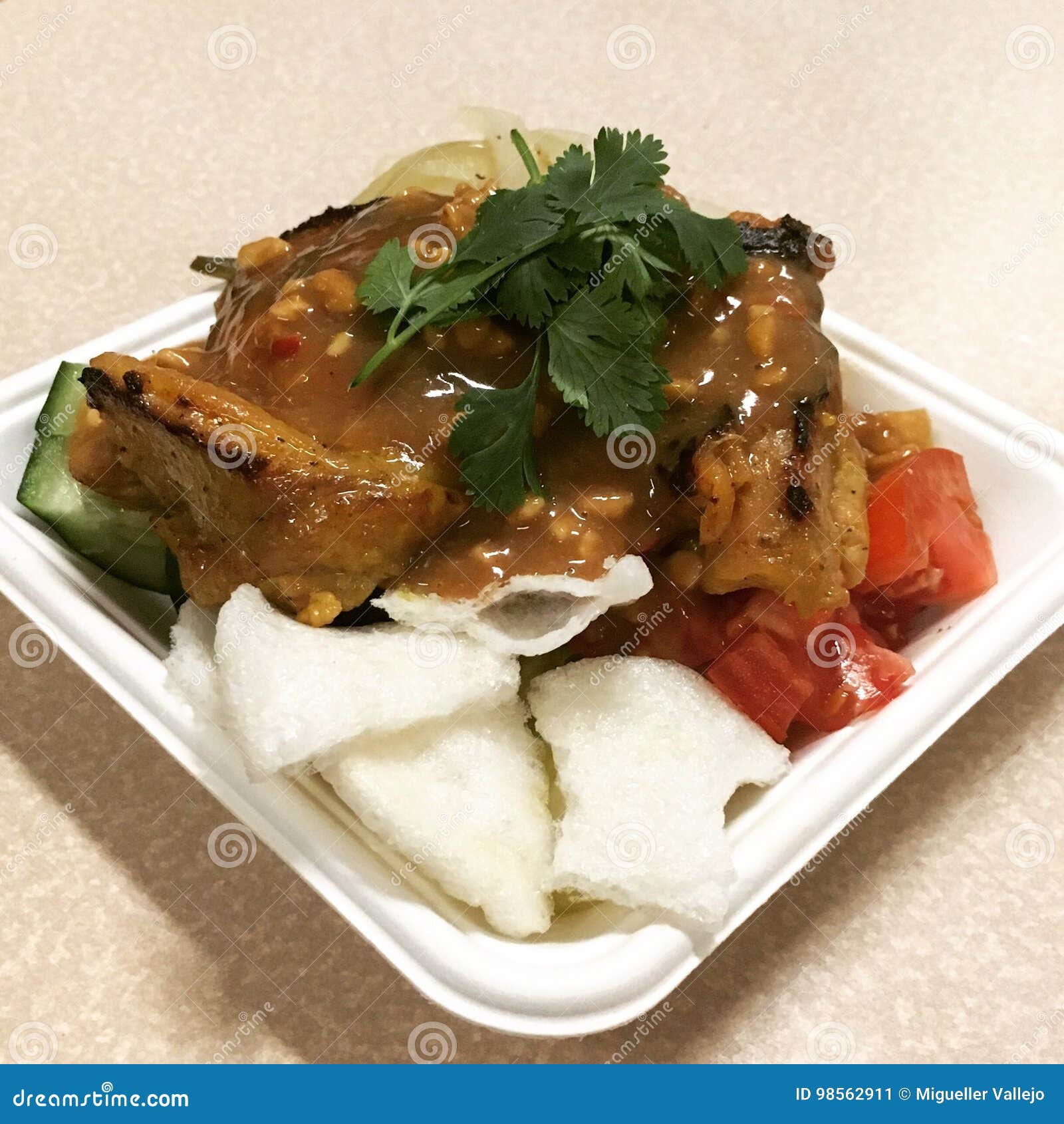 Real men can cook stock image. Image of chicken, gado - 98562911