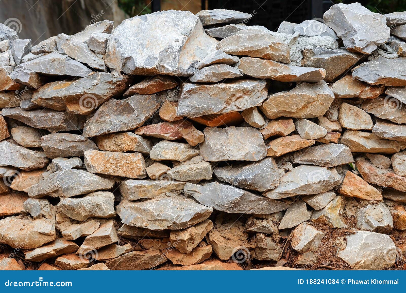 Wall Of Stacked Rocks Pointing Towards The Horizon Stock Image ...