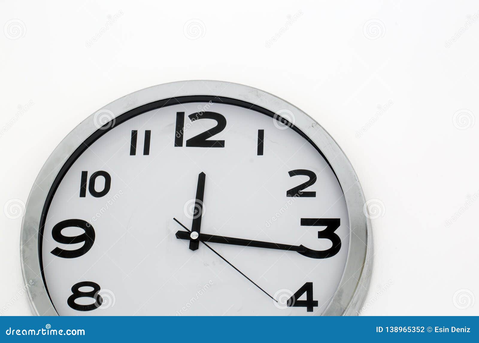 Realistic White Modern Quartz Wall Clock Background Stock Photo - Image ...