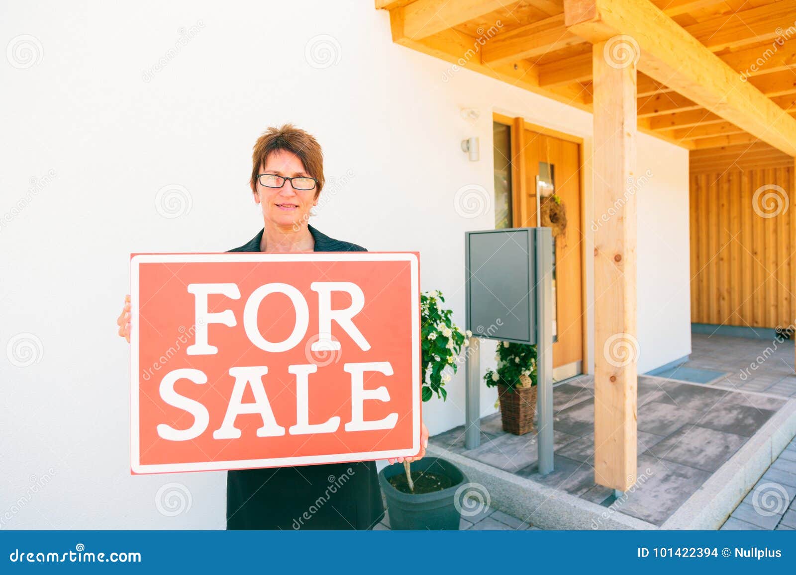 Realtor Selling a House stock photo. Image of realtor - 101422394