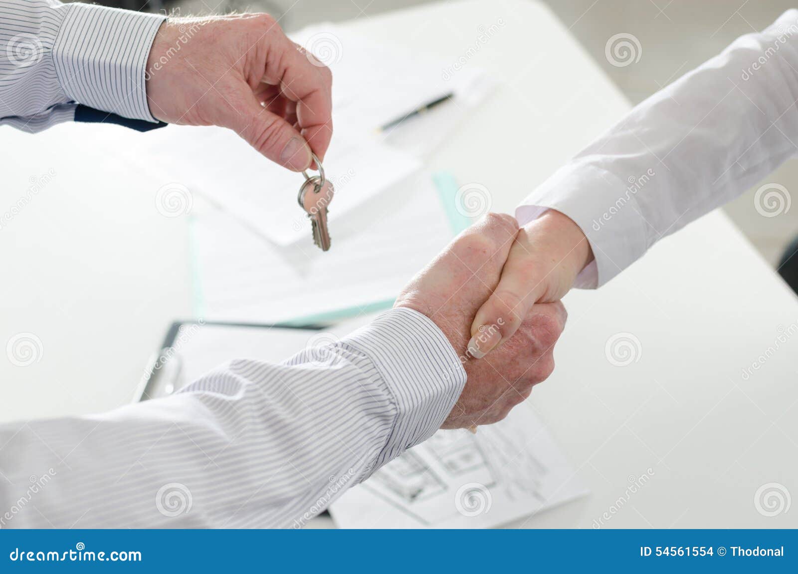 Realtor Shaking Hands with His Client Stock Photo - Image of hand ...