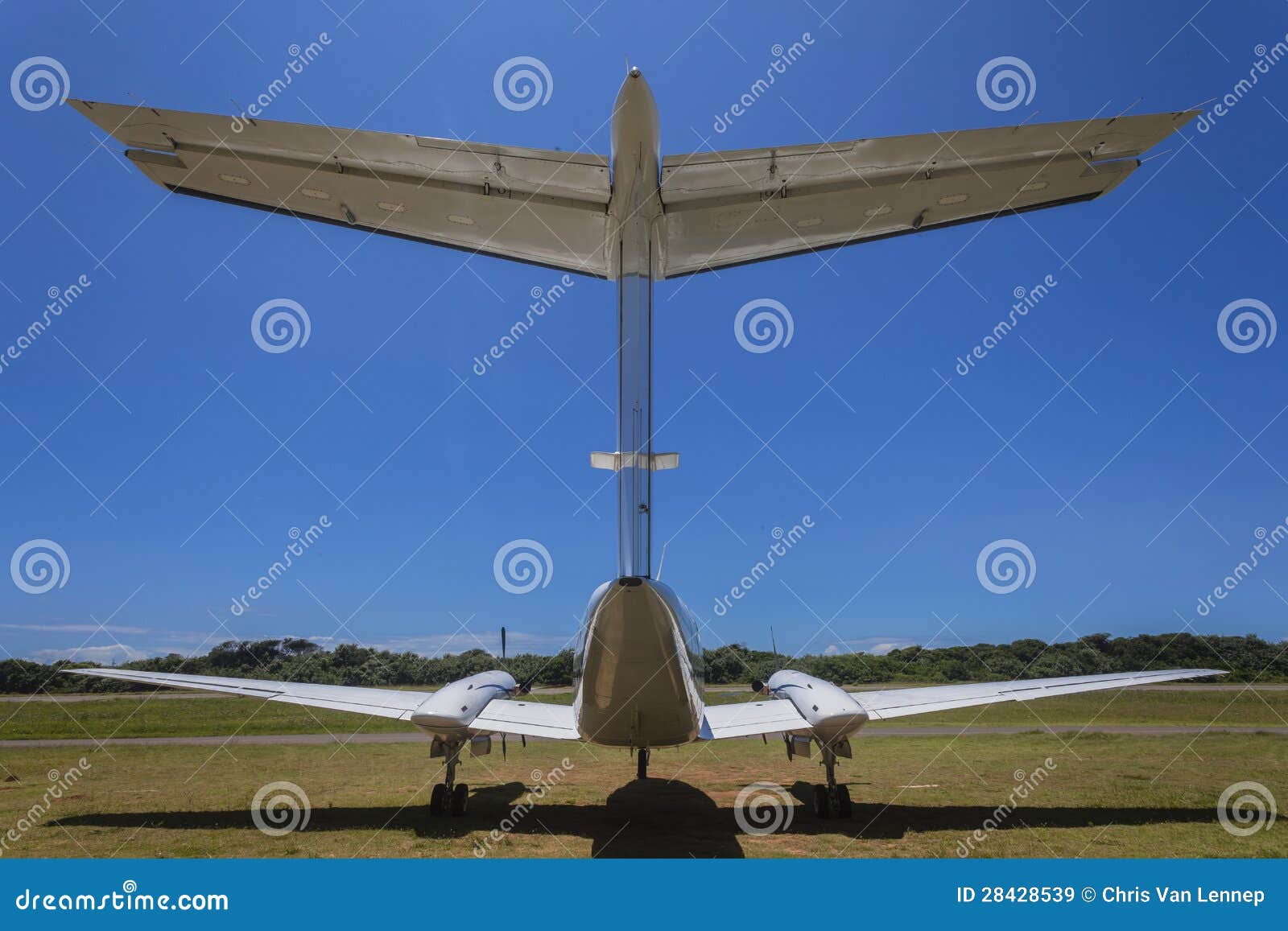 Rear Twin Prop Aircraft Close Stock Image - Image of airstrip, engine ...