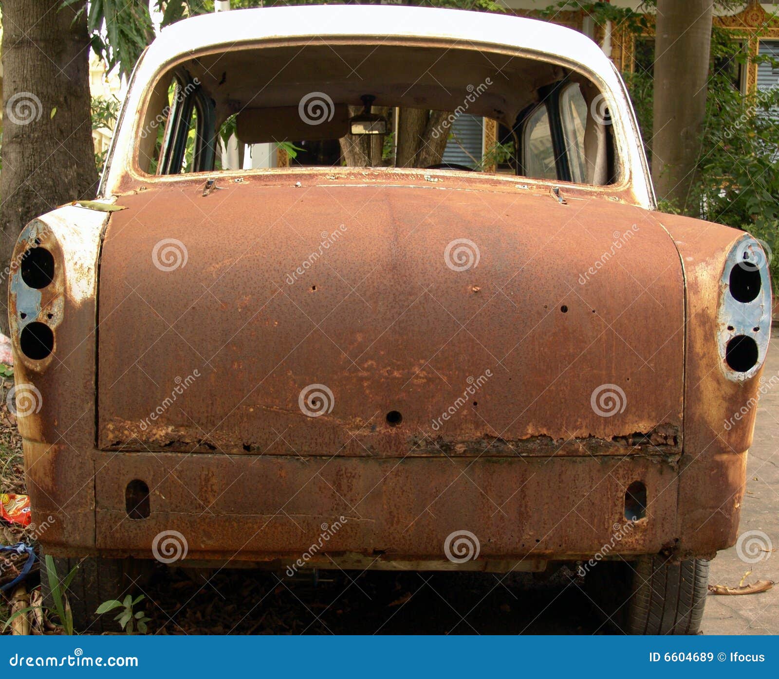 107 Rear View Abandoned Rusty Car Stock Photos - Free & Royalty-Free ...