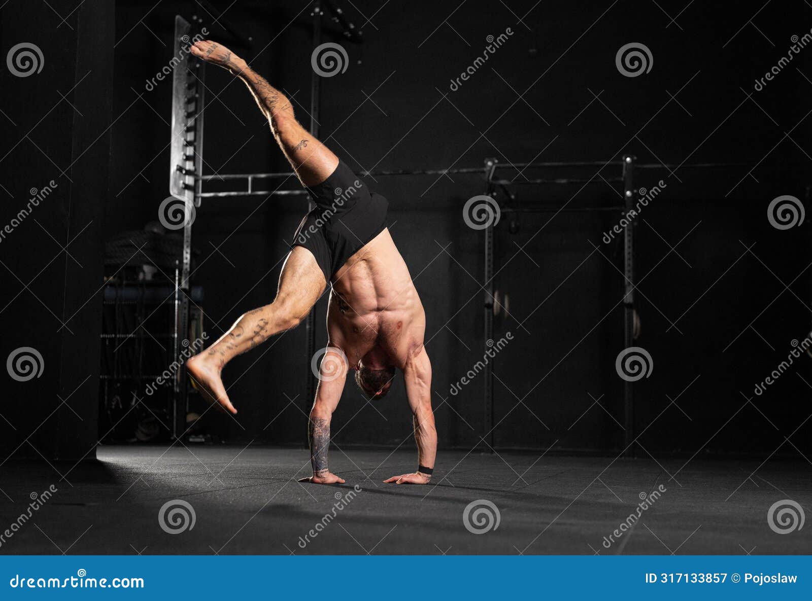 Rear View of Handstand Exercise, Handstand Push-ups. Routine Workout ...