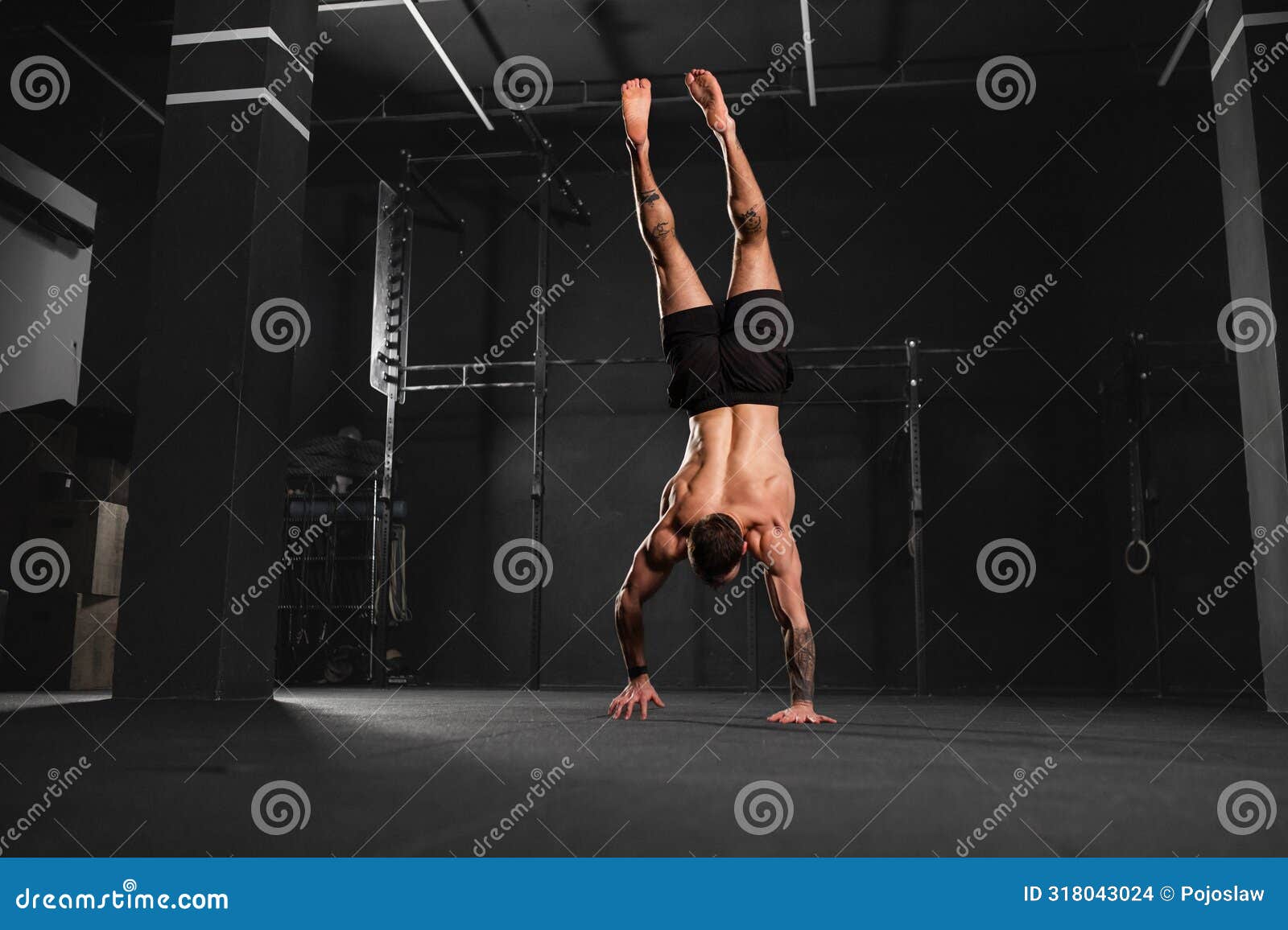Rear View of Handstand Exercise, Handstand Push-ups. Routine Workout ...