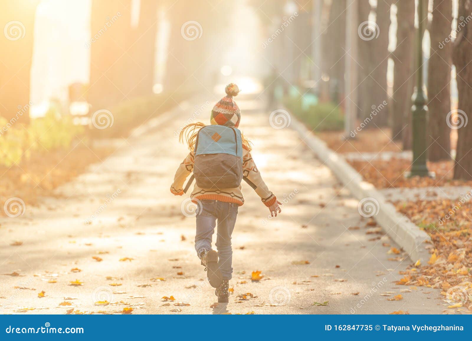 Rear view of school kid stock image. Image of gorgeous - 162847735