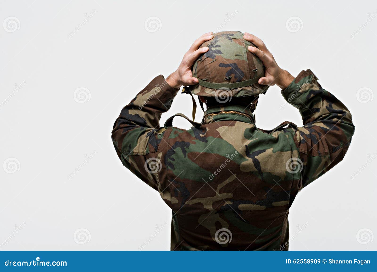 Rear View Soldier Stock Photos - Download 411 Royalty Free Photos