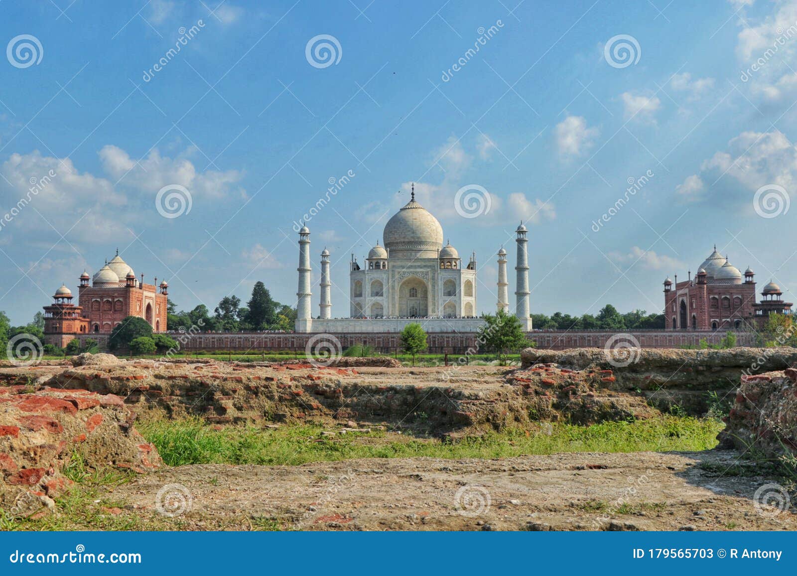 Rear View of Taj Mahal, Agra, India Stock Image - Image of rear, agra ...