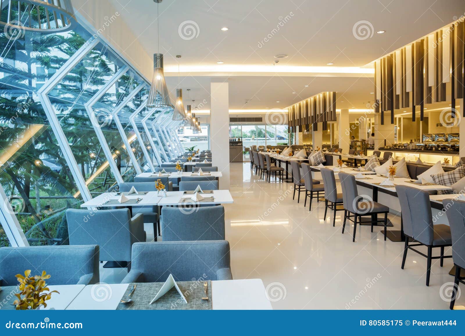 Reataurant editorial image. Image of lights, chef, luxury - 80585175