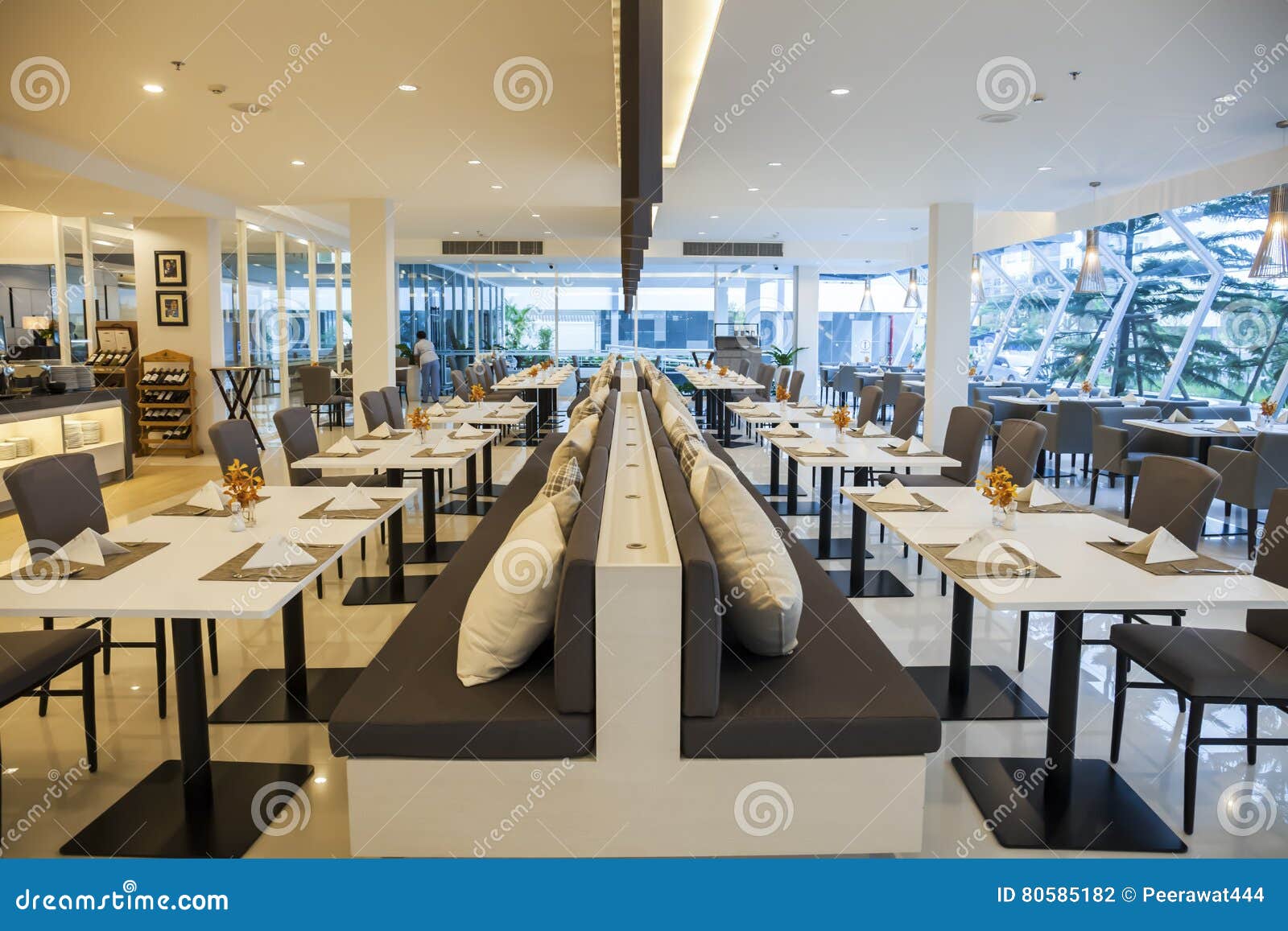 Reataurant editorial photography. Image of kitchen, architecture - 80585182