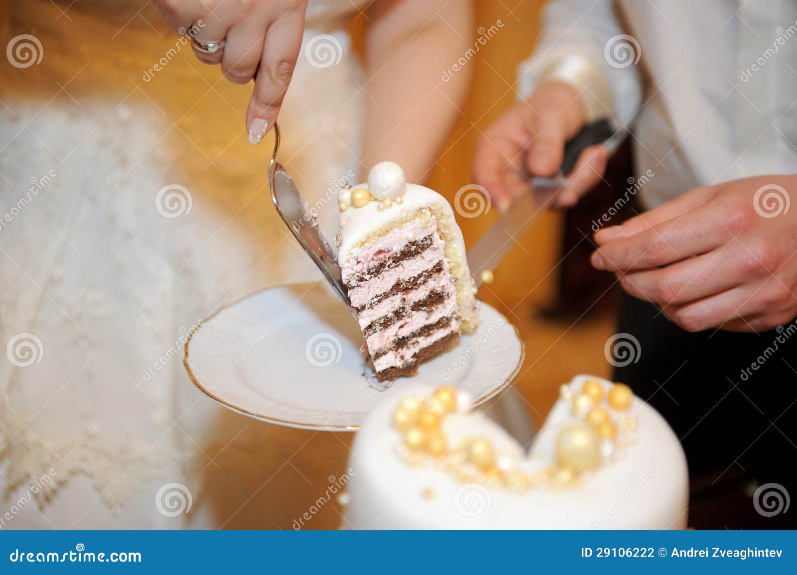 Rebanada De Pastel De Bodas Foto de archivo - Imagen de boda, amor ...