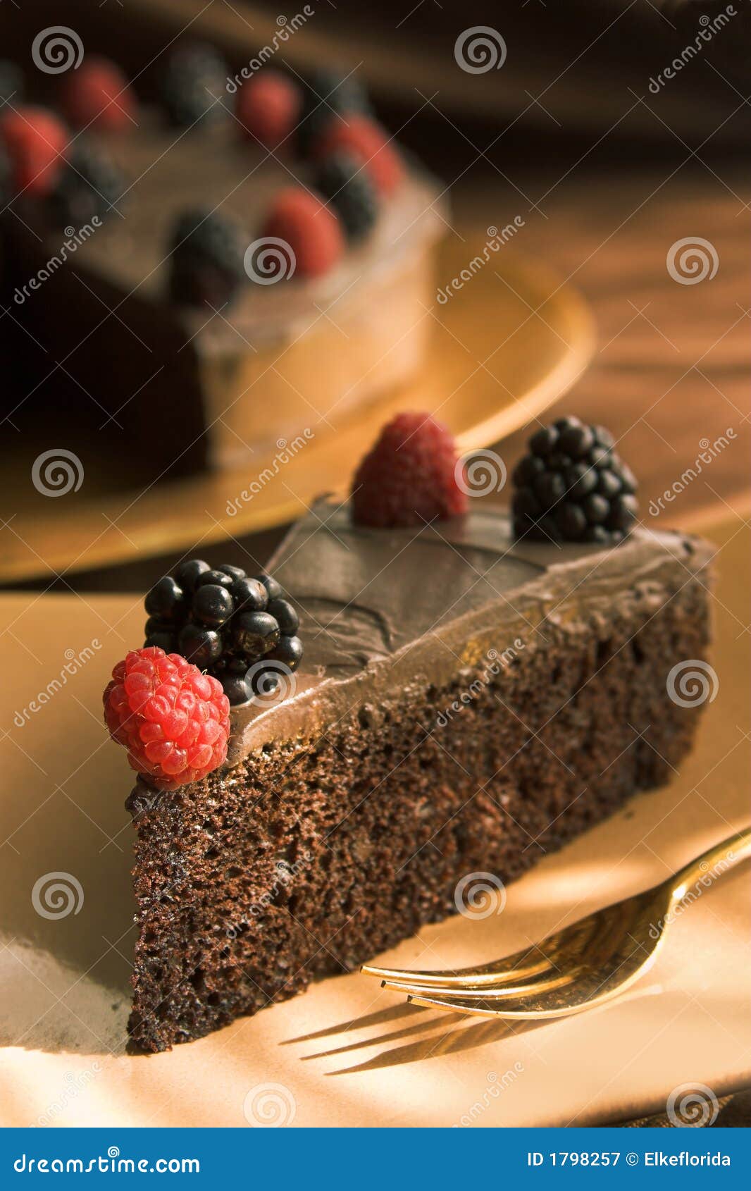 Rebanada De Torta De Chocolate Imagen de archivo - Imagen de alimento ...