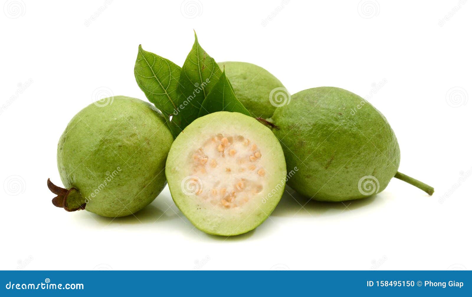 Rebanadas de guayaba rosa foto de archivo. Imagen de fondo - 158495150