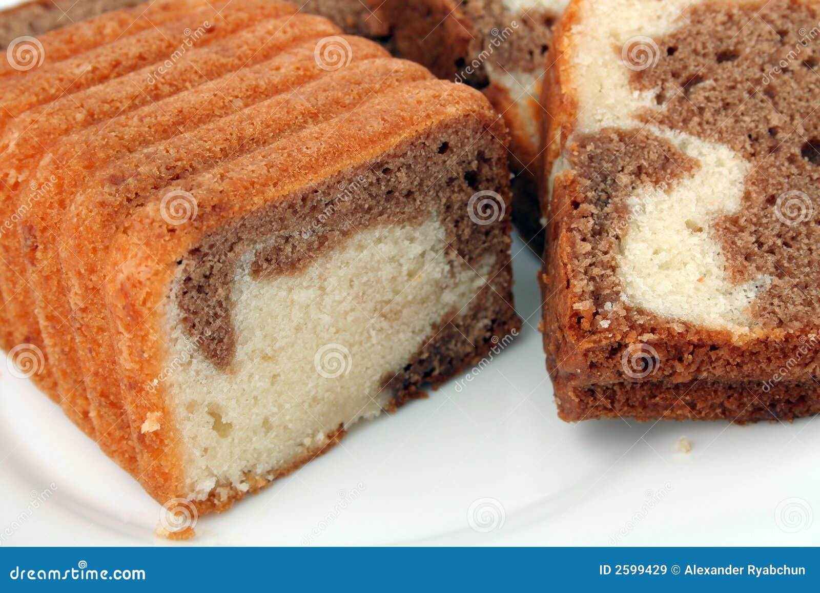 Rebanadas De Una Torta De Chocolate Imagen de archivo - Imagen de ...