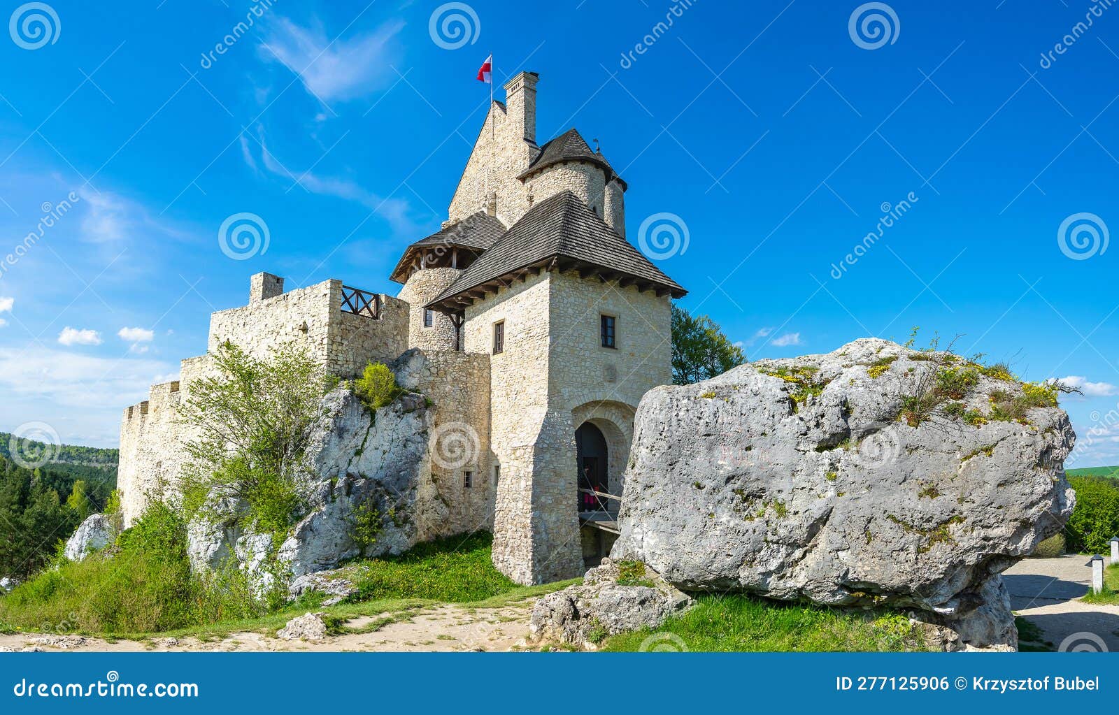 Rebuilt Old Castle in Bobolice Stock Photo - Image of ancient, nature ...