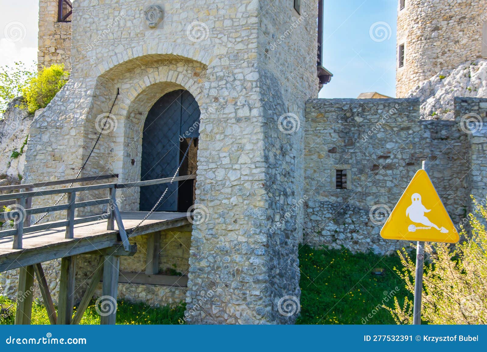 Rebuilt Old Castle in Bobolice Stock Image - Image of 14th, ancient ...