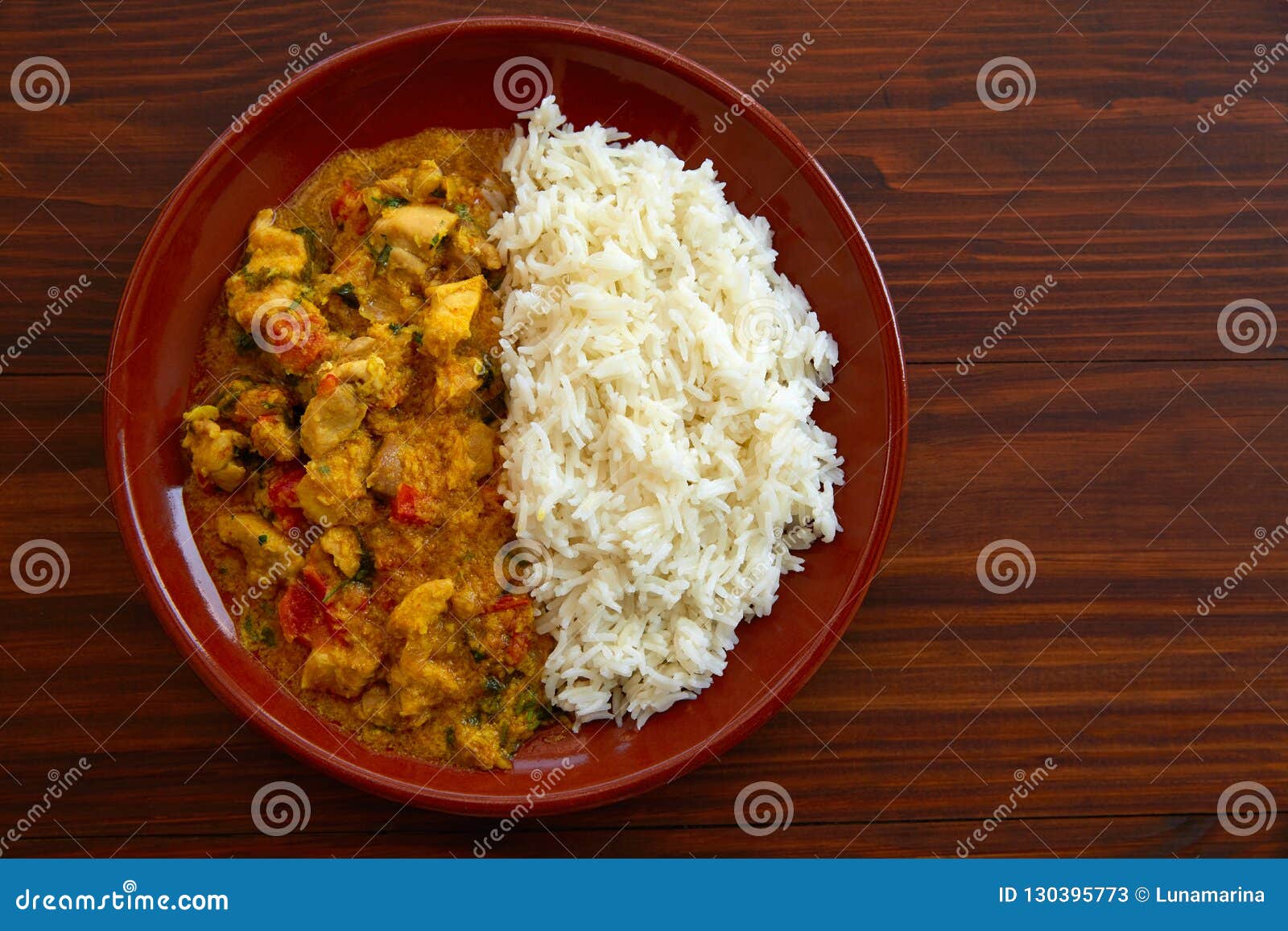 Receta India Del Plato Del Curry Del Pollo Imagen de archivo - Imagen ...