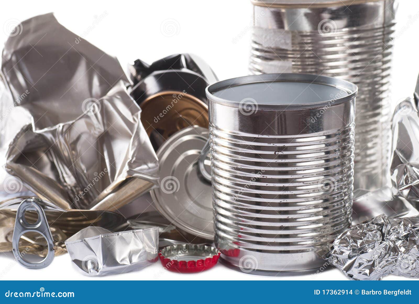Reciclaje del metal foto de archivo. Imagen de hoja, blanco - 17362914