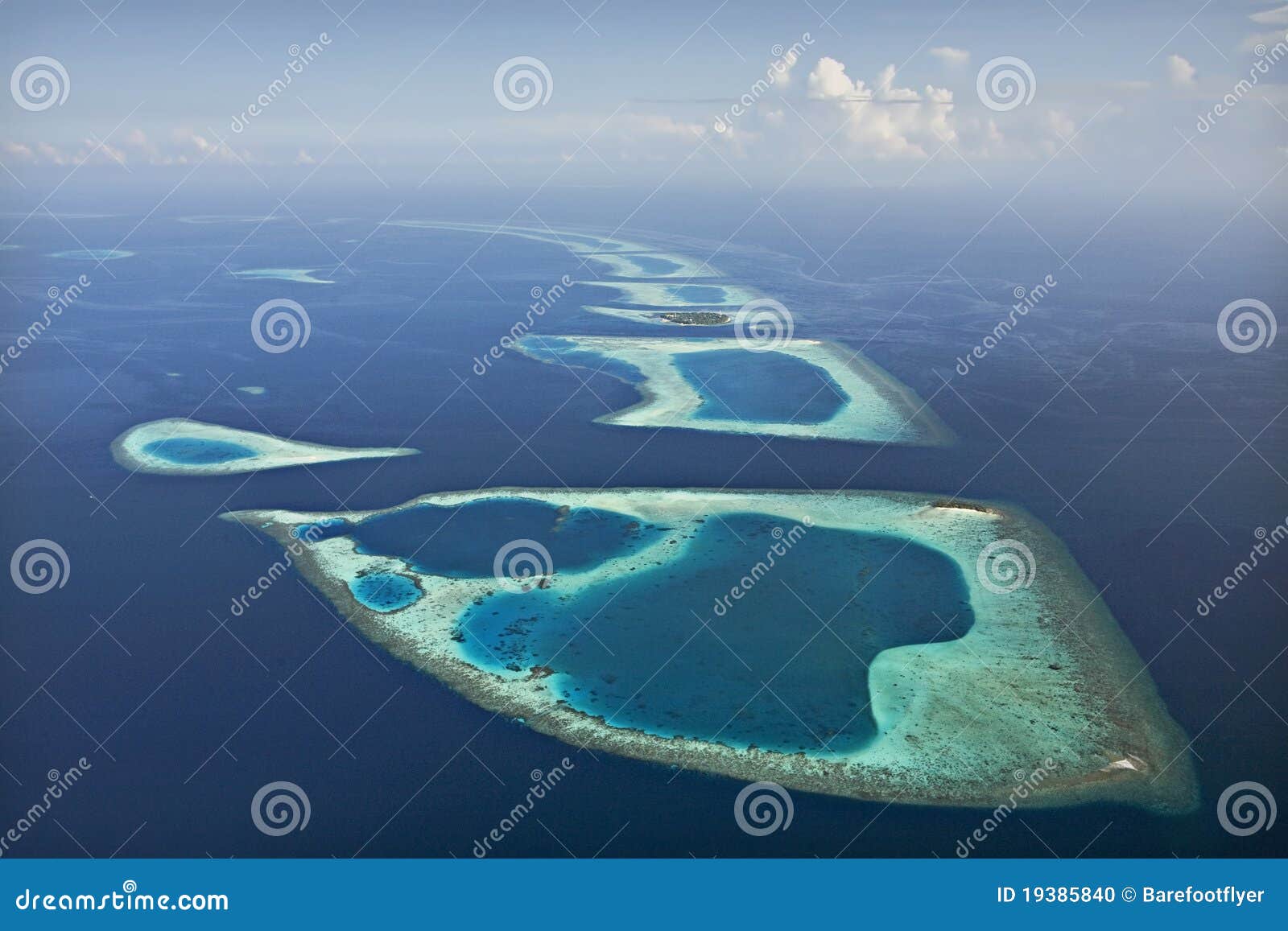 Recife coral e Atoll foto de stock. Imagem de céu, cenas - 19385840