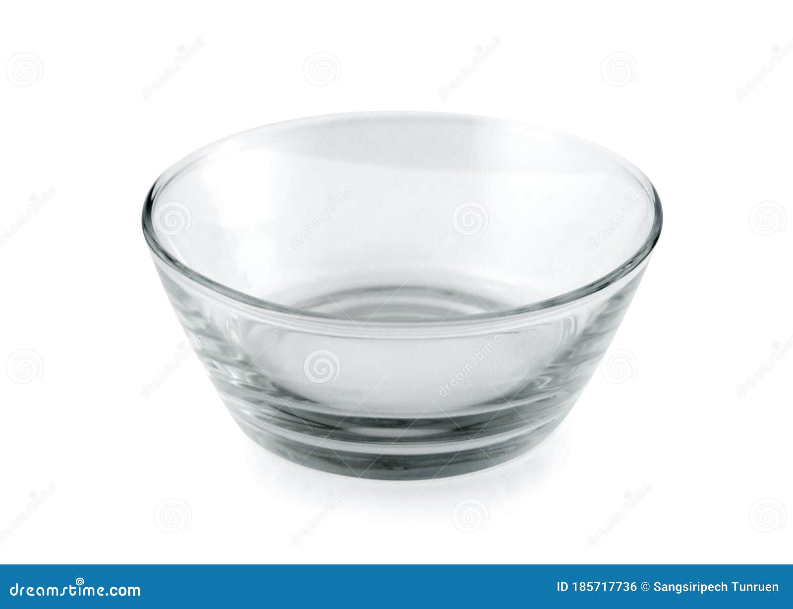 Recipiente De Vidrio Aislado Sobre Fondo Blanco Foto de archivo ...