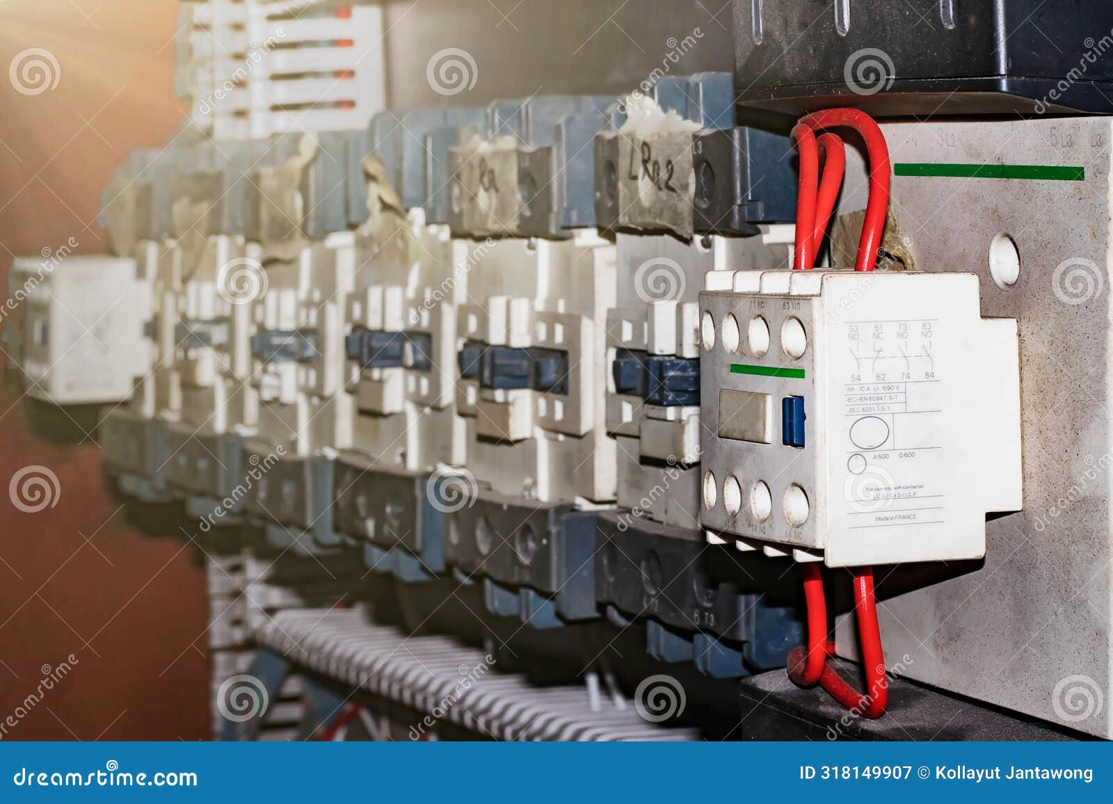 Recondition for System of Tower Crane There are Check Magnetic ...