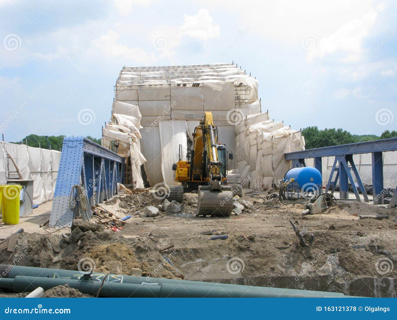 Reconstruction of Bridge, Bridge Under the Construction Grid Editorial ...