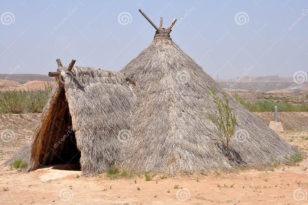 Reconstruction of Neolithic House Stock Image - Image of primitive ...