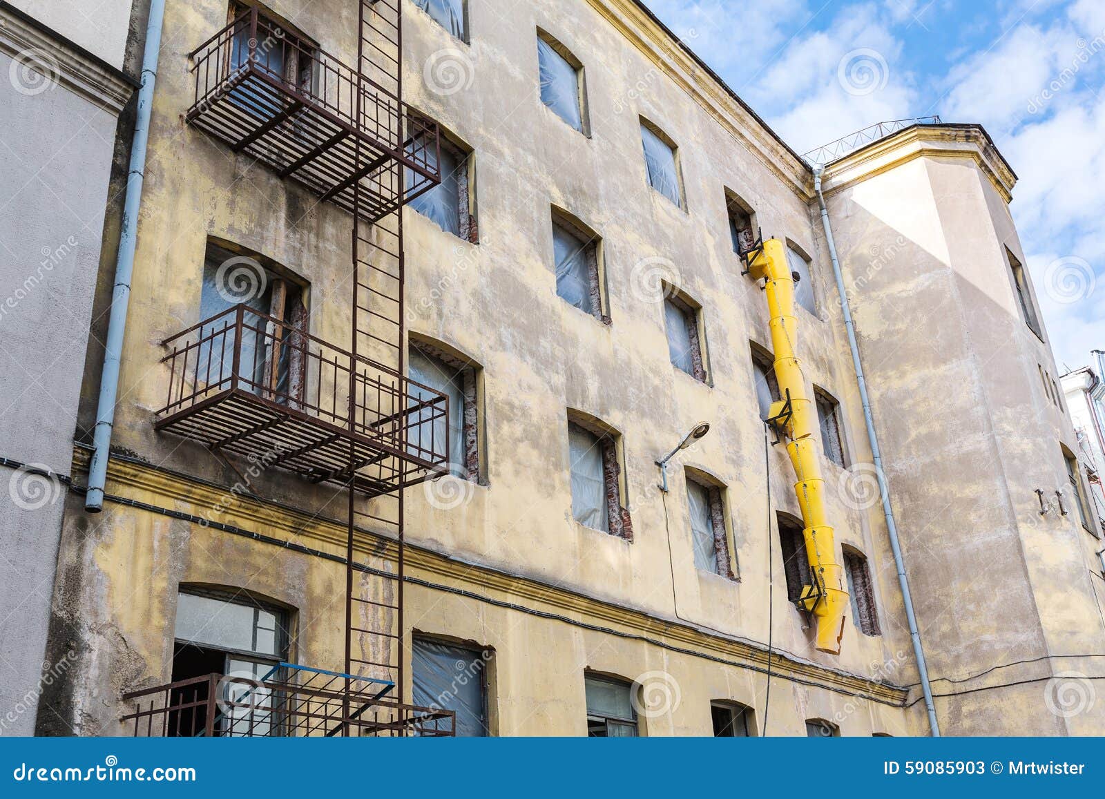 Reconstruction of Old Building Stock Image - Image of architecture ...