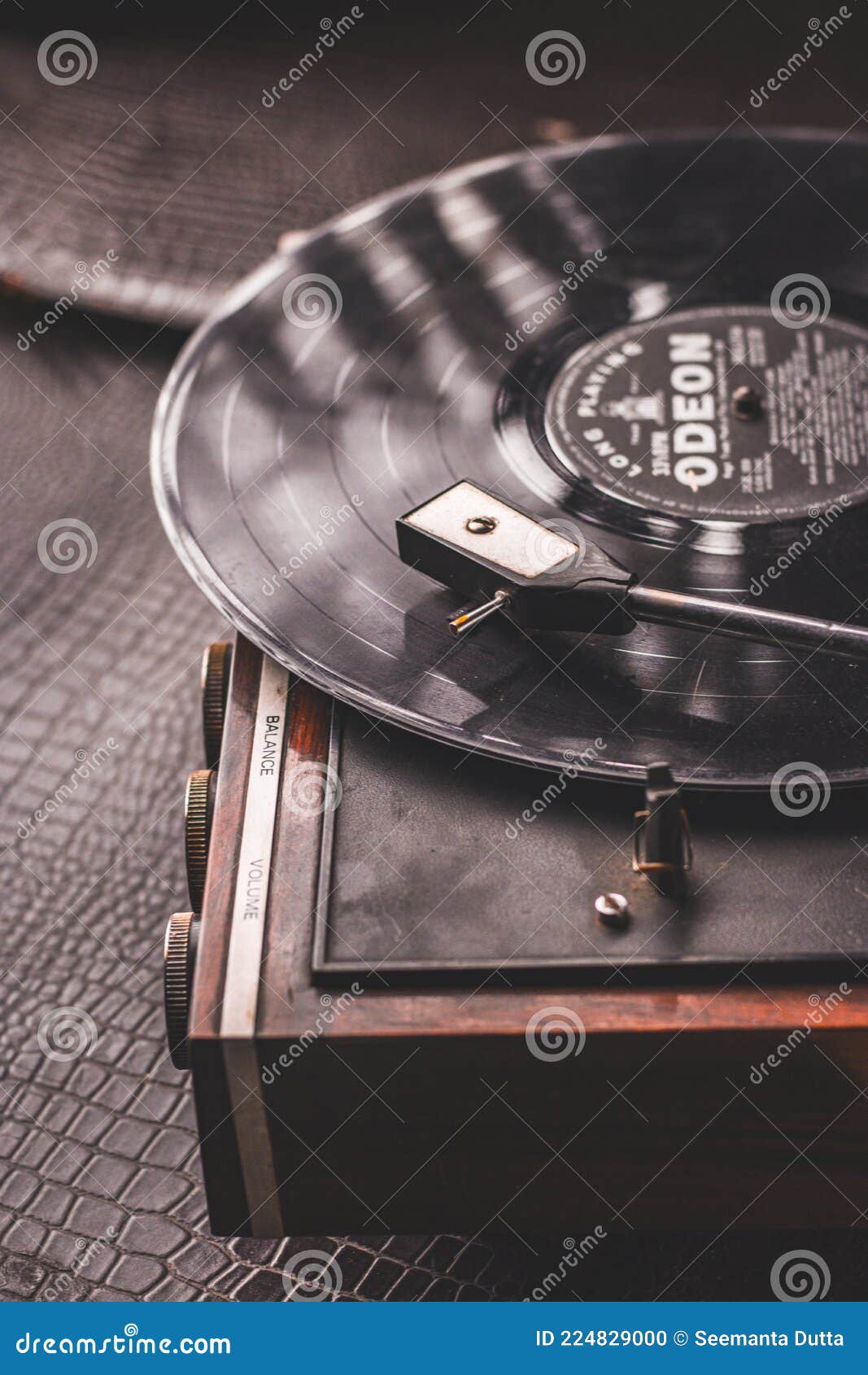 Record Player with Vinyl Disc on Table in Room Editorial Image - Image ...