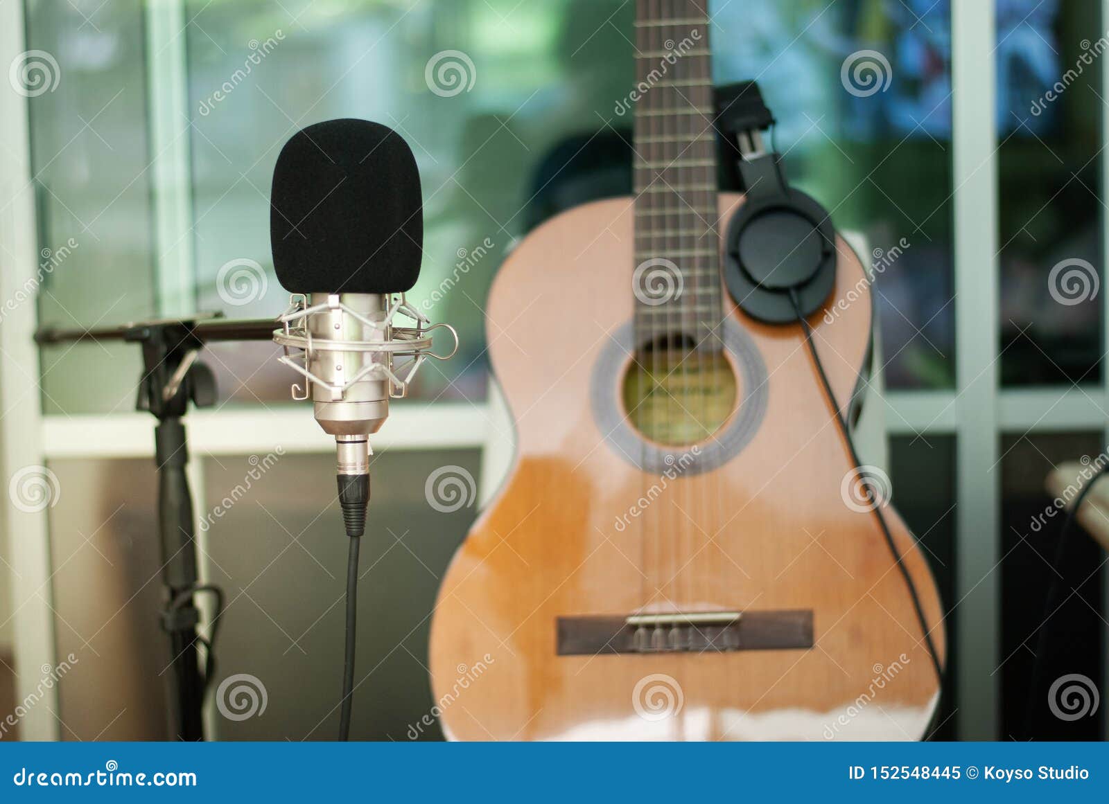 Recording Room Singing Concept Stock Image - Image of bokeh, audience ...